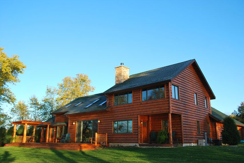 Red Cedar Log Siding - Canada's Log & Wood Home Store
